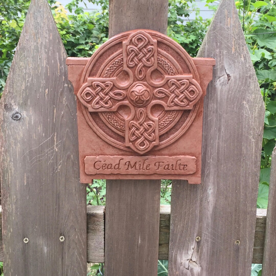 Cead Mile Failte (gaelic) One Hundred Thousand Welcomes Garden Plaque ...