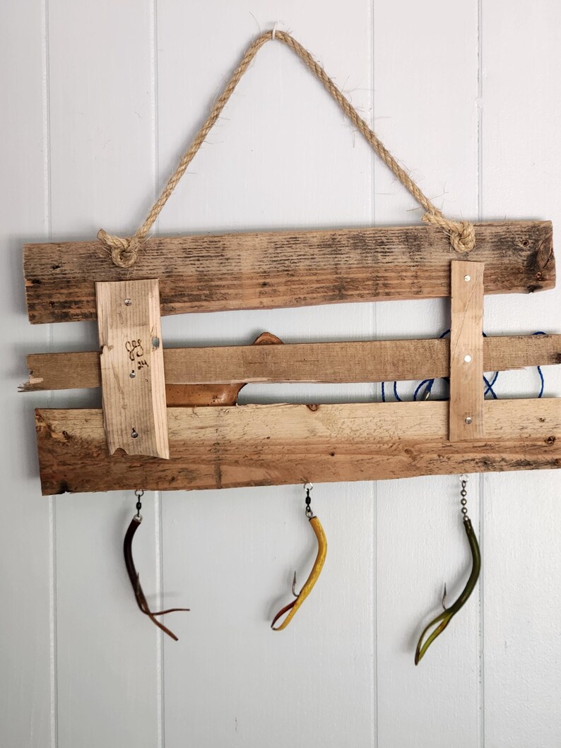 Recycled Pallet Wood "gone Fishing" Wall Hanger Sign - Etsy