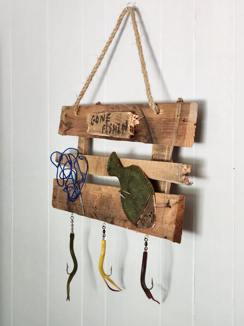 Recycled Pallet Wood "gone Fishing" Wall Hanger Sign - Etsy