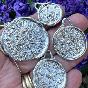 Crow Wax Seal Necklace - Friendship - Medieval Wax Seal Jewelry - Etsy