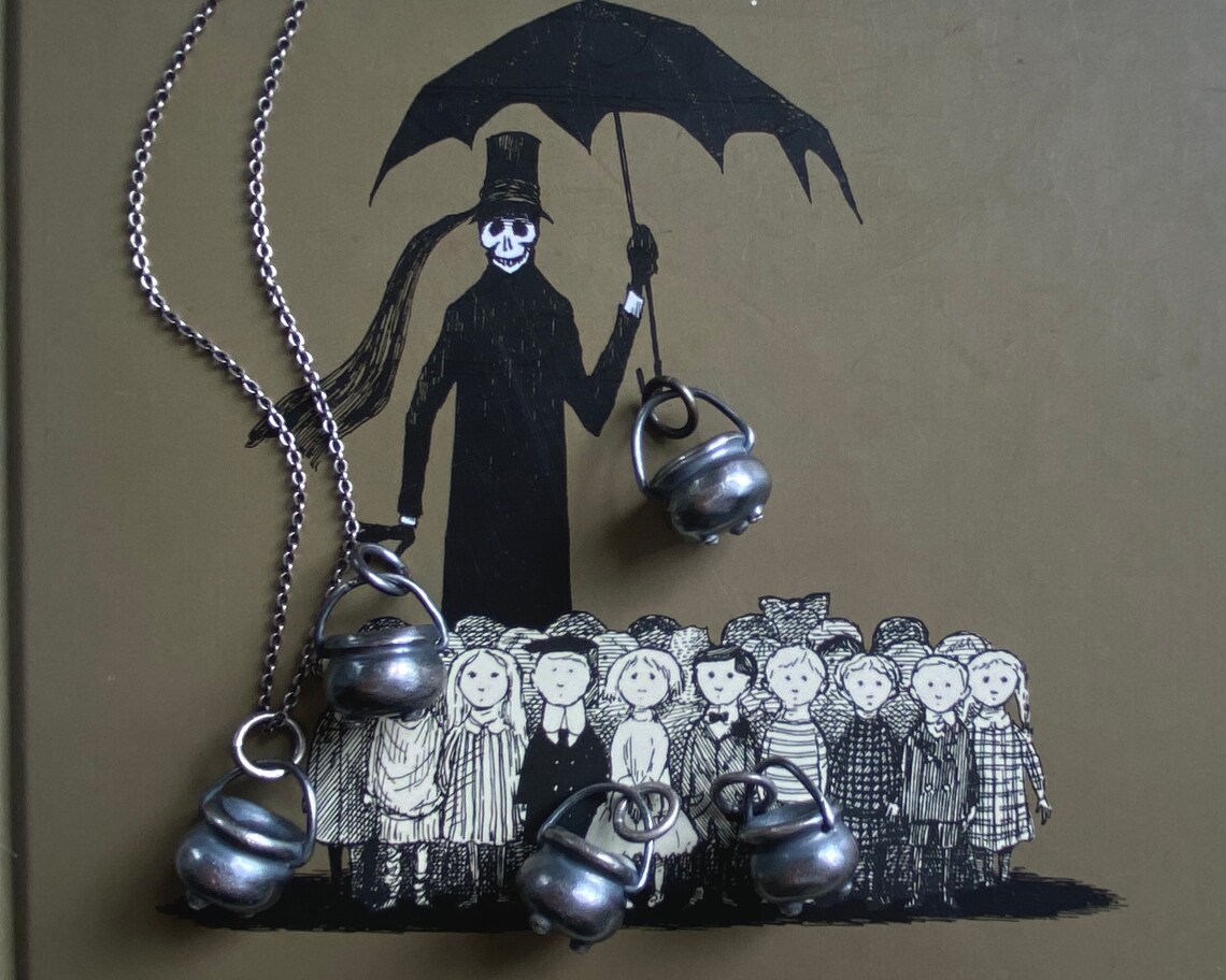 Witch's Cauldron Necklace Pendant - Halloween Jewelry - Etsy