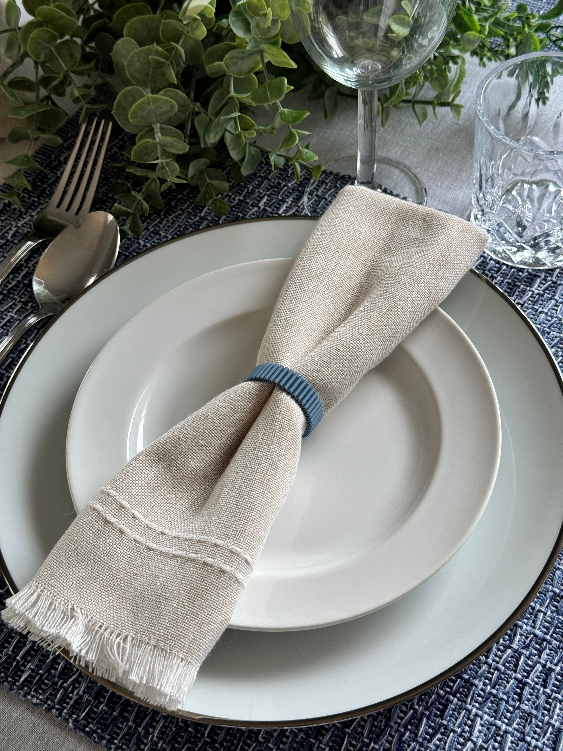 Classy Sleek Napkin Rings | Set of 4, 8, or 12 | Wedding Decor ...