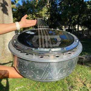 Authentic Turkish Cümbüş - Handcrafted Middle Eastern String Instrument ...