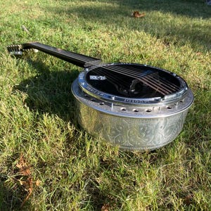 Authentic Turkish Cümbüş - Handcrafted Middle Eastern String Instrument ...