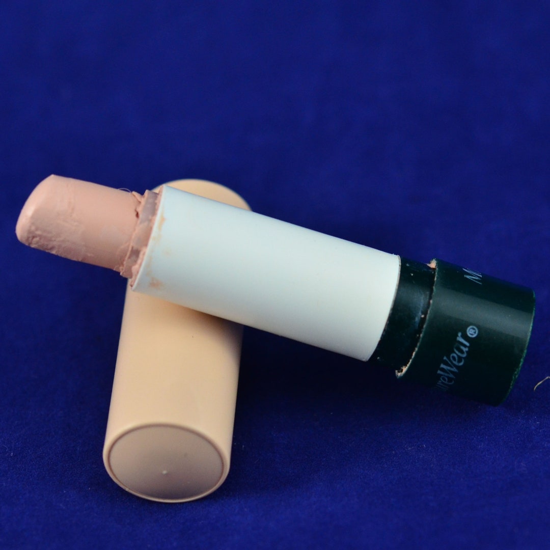 Vintage Moisture Wear Moisturizing Concealer 021 Fair Plastic Tube ...