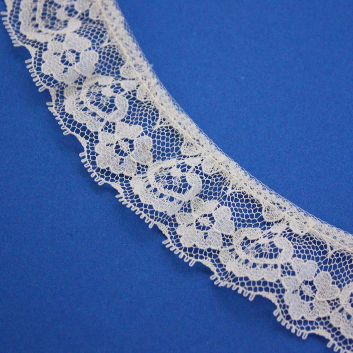 1 Yard of White Vintage Lace 1.25 Inches Wide - Floral Motif ...