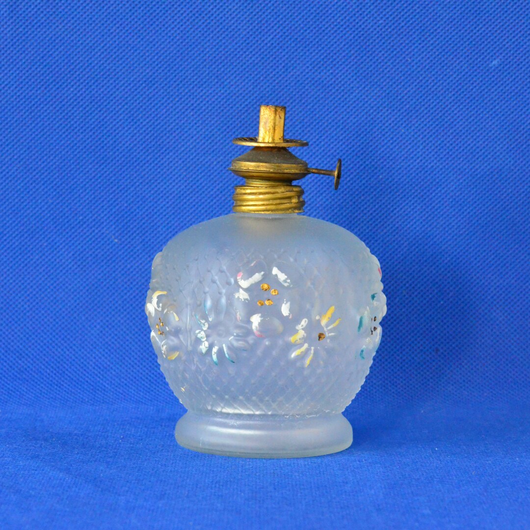 Vintage Miniature Oil Lamp - P & A Acorn Burner - Daisy or Cosmos ...