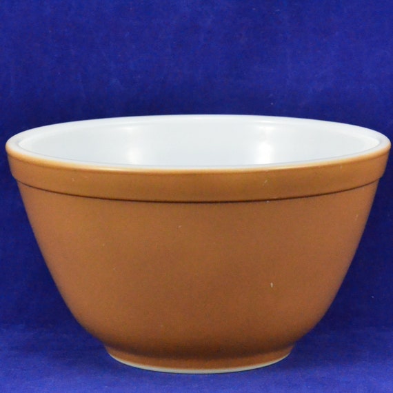 Home & Living PYREX Town & Country Brown #401 Small Mixing Bowl 1 12 ...