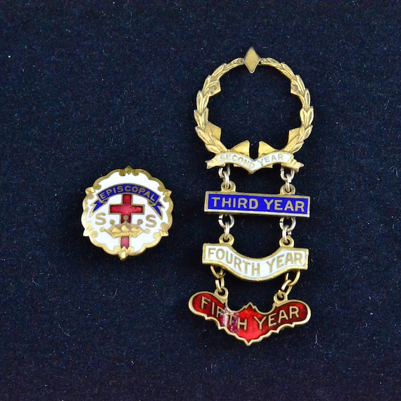 Episcopal Cross and Crown Sunday School 10K Gold & En… - Gem