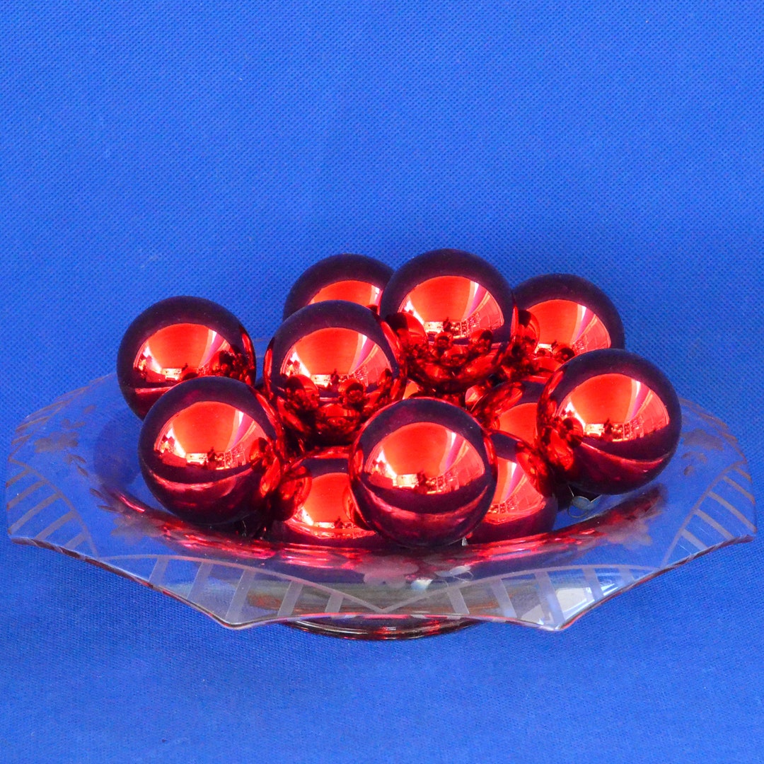 Vintage Pyramid Red Mercury Glass Christmas Tree Ornaments - Set of 15 ...