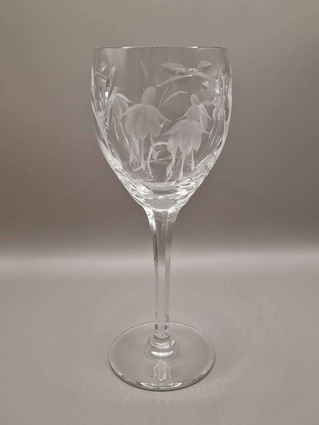 Stuart Crystal Cascade Wine Glass 6 7/8" in Height Signed. - Etsy