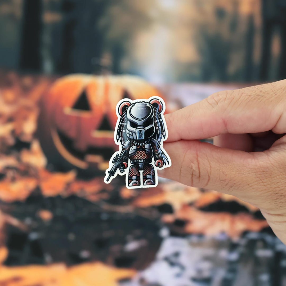 Predator Teddy Berbrick Inspired Horror Icon Pins Halloween Gift ...