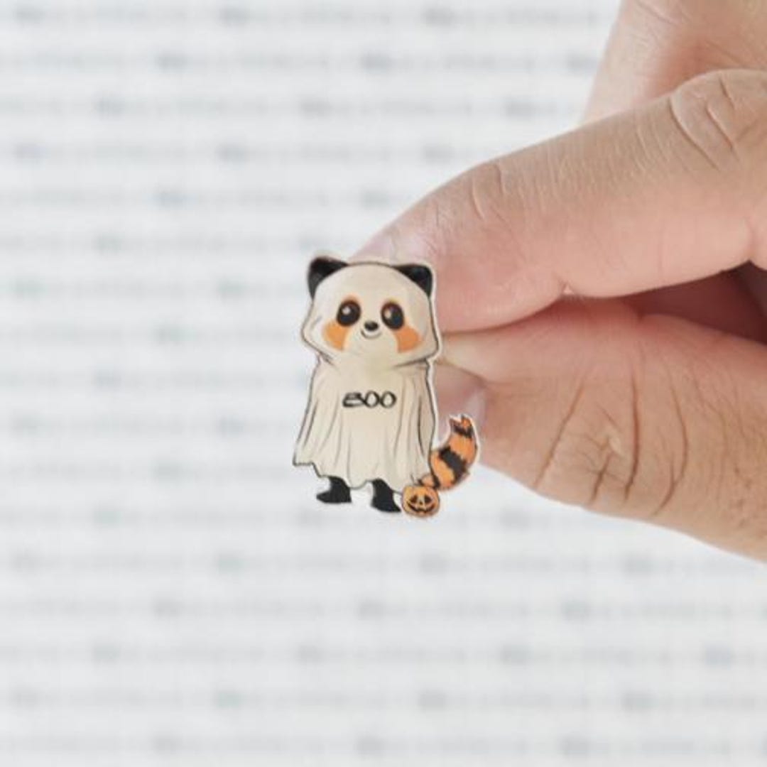 Red Panda Ghost Pin UV Resin Halloween Lapel Pin Adorable Collectible ...
