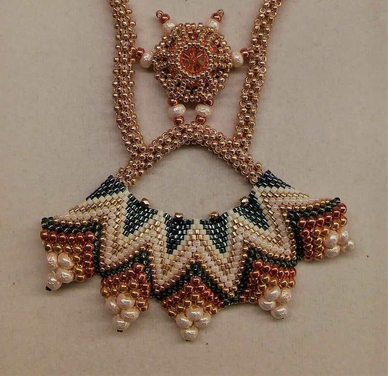 Cellini Crescent - Pattern for a Peyote and Cubic Right Angle Weave ...