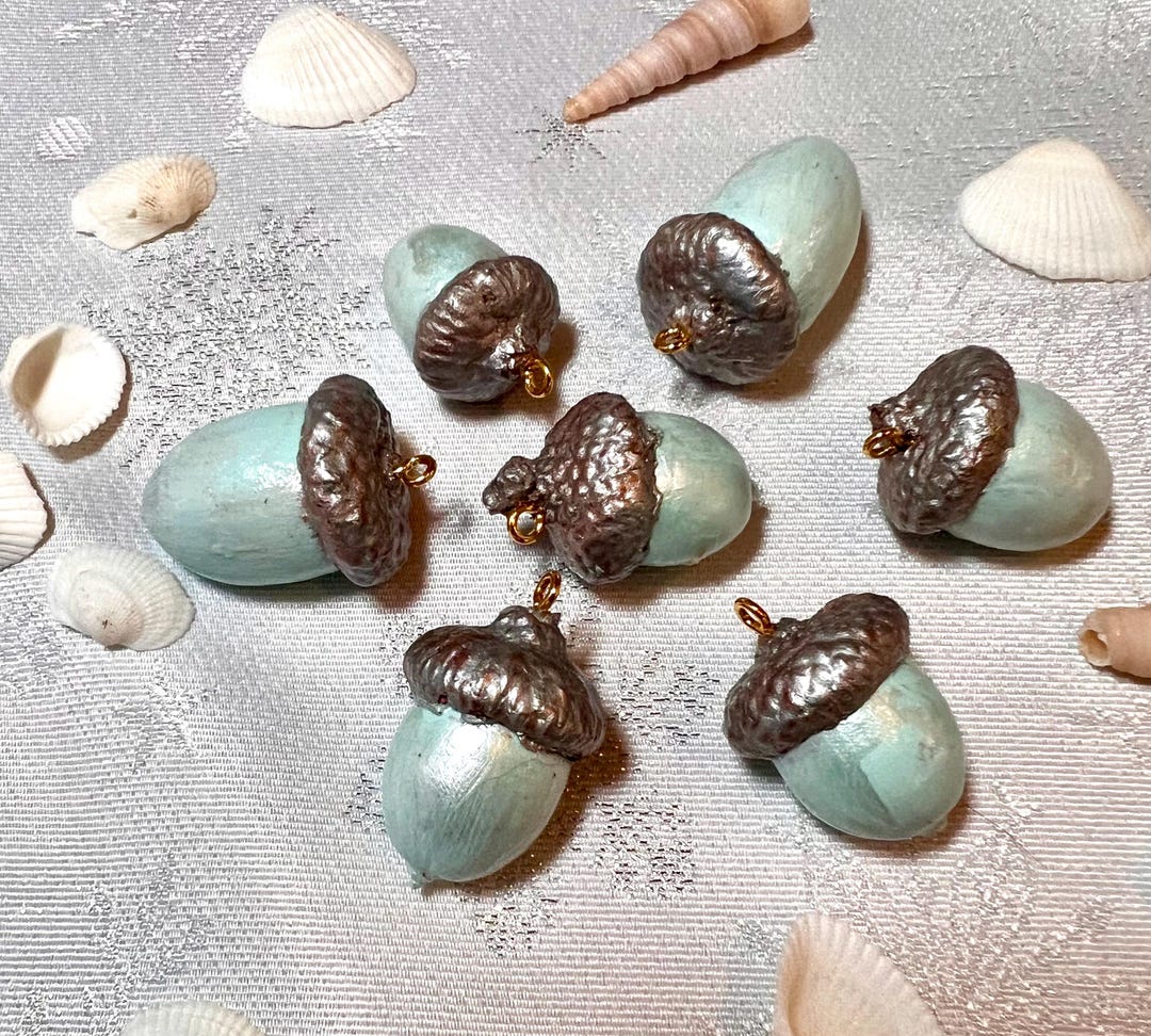 Christmas Tree Acorn Decorations - Perfectly Imperfect - Etsy