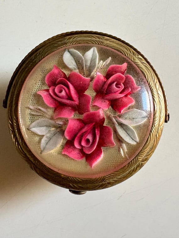 1950’s Kigu Compact Pill or Ring Box - Gem