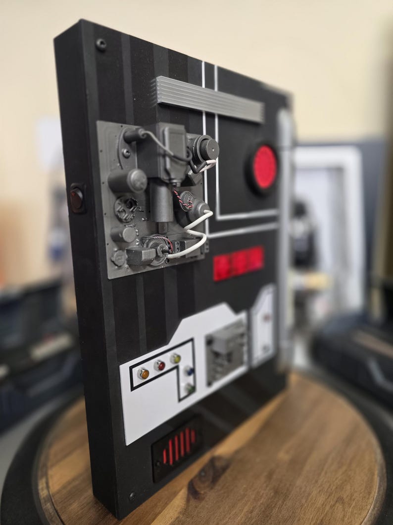 Imperial Starship Control Panel Prop - Lighted Sci-fi Wall Decor & Desk ...