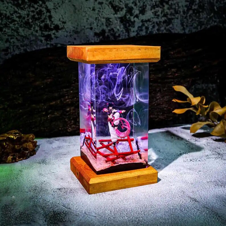 Han Ju.ri Art, Game Inspired Lamp, Street Fighter V Lamp, Gift for Him ...