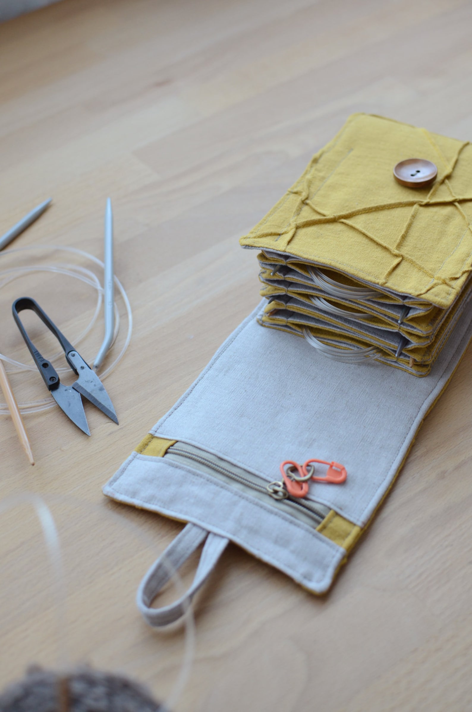 Circular Knitting Needle Case With a Zipper Pocket: Knitting - Etsy