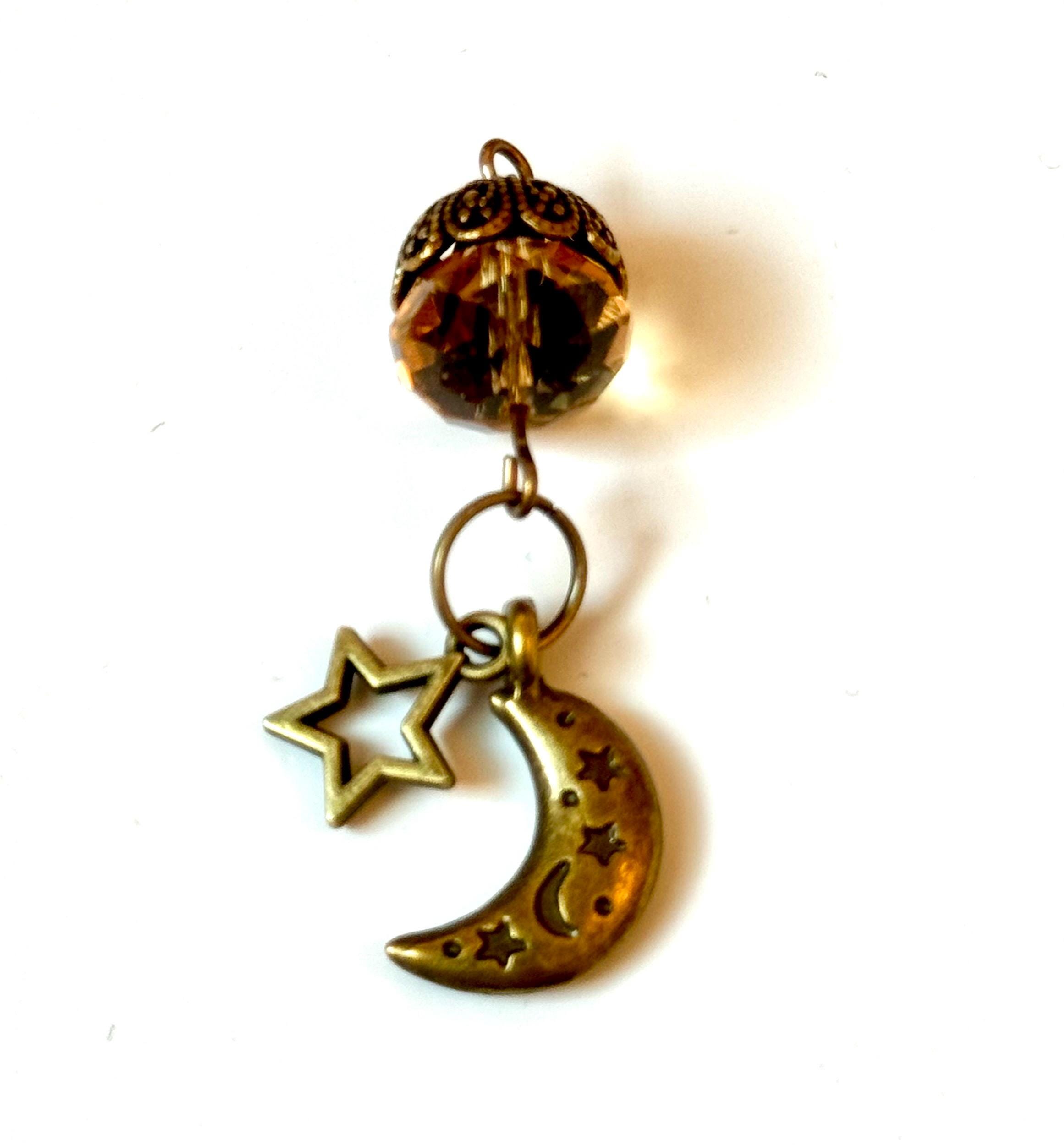 Antique Bronze Kilt Pin Brooch With Steampunk Goth Style Charms and Amber Coloured Beads - Etsy