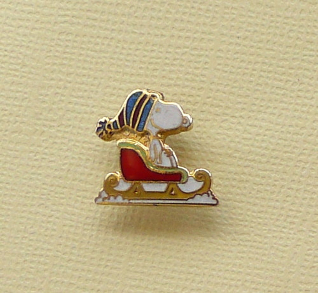 Vintage Snoopy Peanuts on Sleigh Scatter Pin Lapel Pin Clutch Pin ...