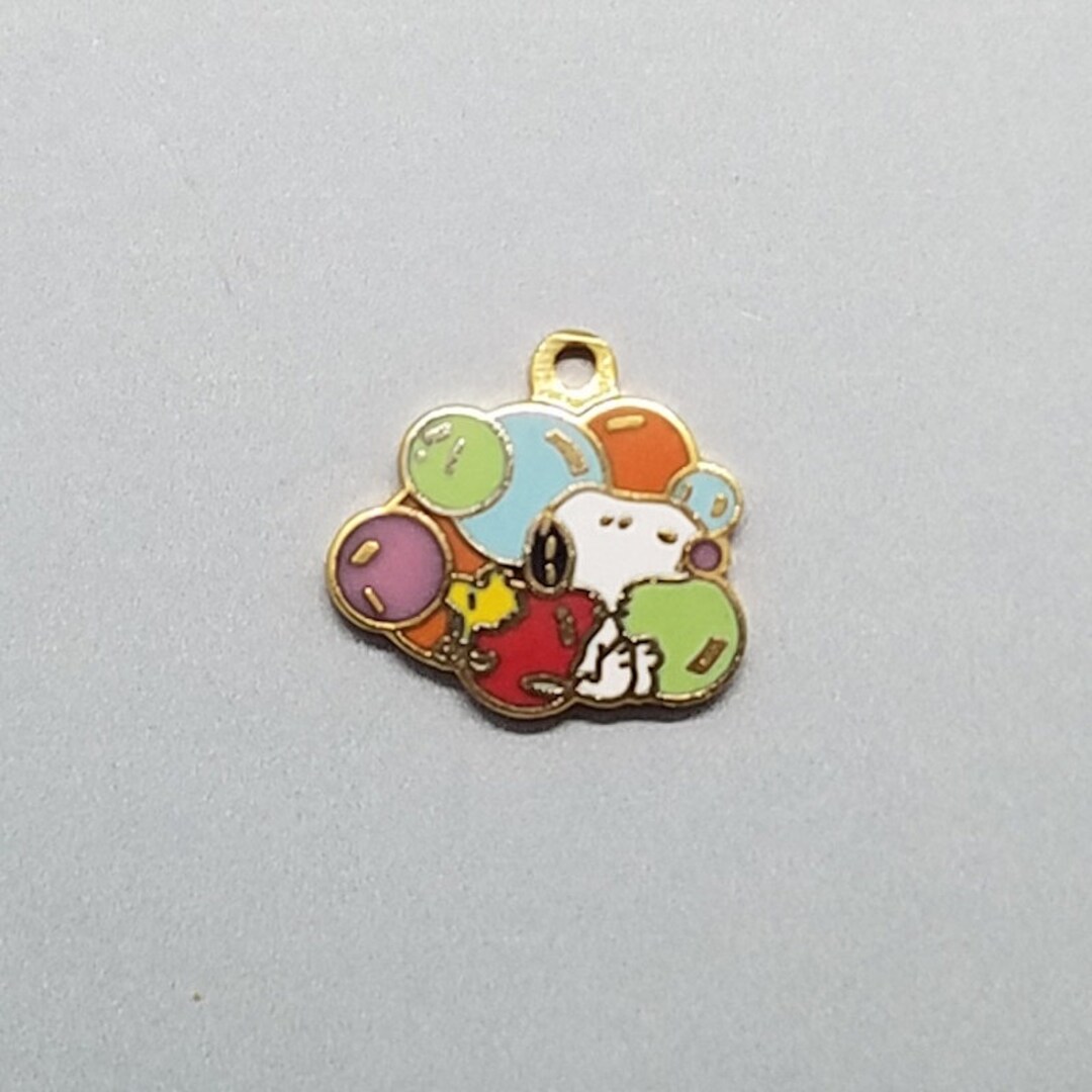 Aviva Vintage Snoopy and Woodstock Blowing Bubbles Balloons Charm ...