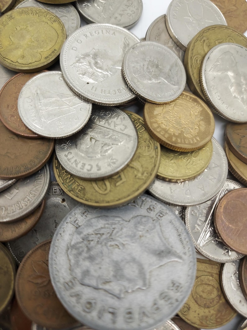 One Pound Forgein Currency Assortment - Etsy
