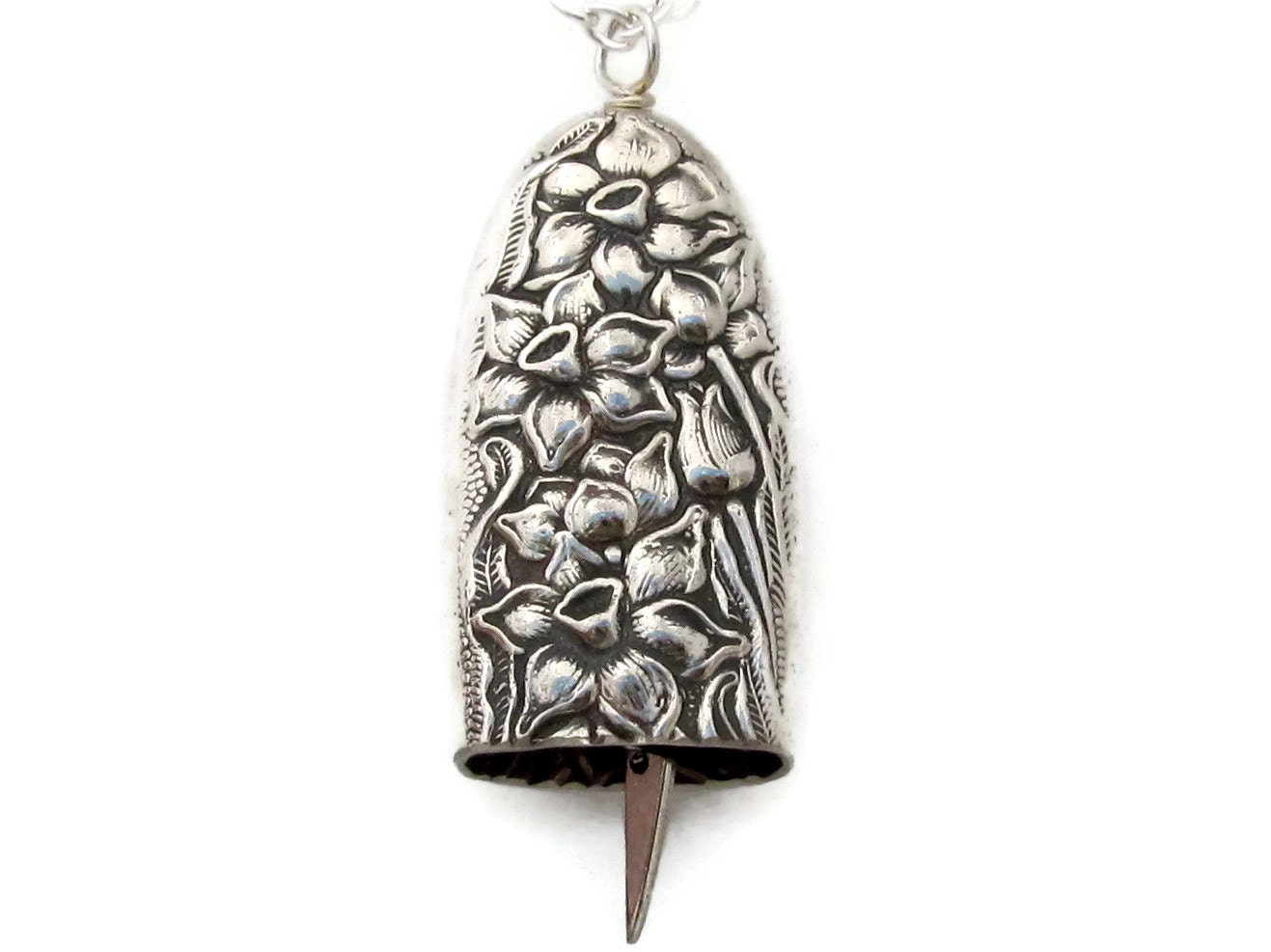 Fairy Bell Faerie Bell Pendant Narcissus Daffodil 1935 Repousee Art ...