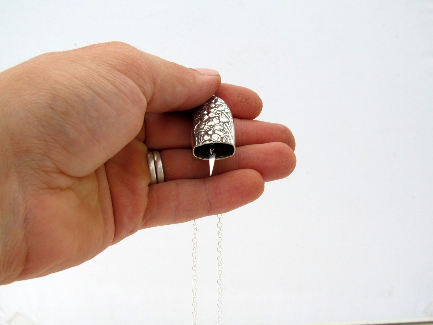 Fairy Bell Faerie Bell Pendant Narcissus Daffodil 1935 Repousee Art ...