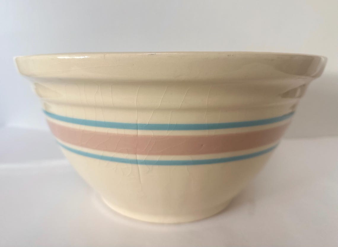 Mccoy Pottery 12 Inch Mixing Bowl Vintage Mixing Bowls Decorative ...