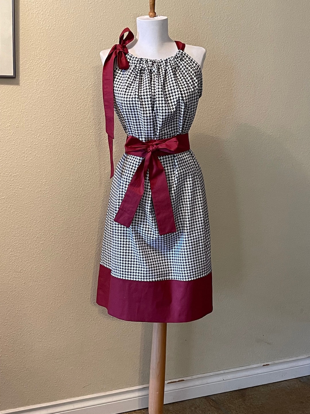 Adult Ladies and Woman Size, University of Alabama Football Colors ...