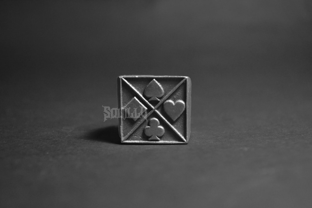 Royal King Spade Heart Diamond Clover Squillo Metal Ring - Etsy