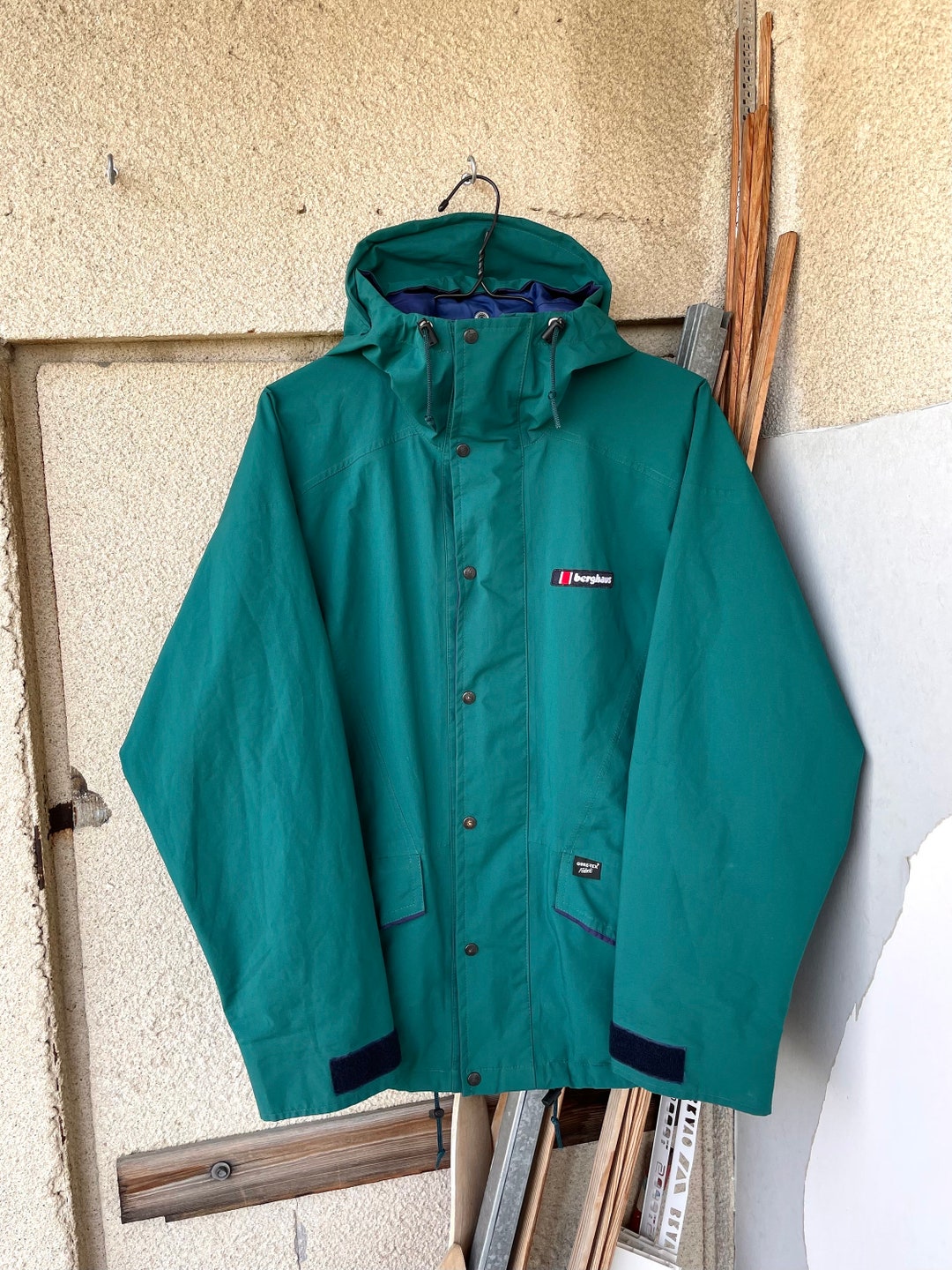 Vintage 90s Berghaus Gore-tex Gorpcore Outdoor Retro Jacket Size S ...