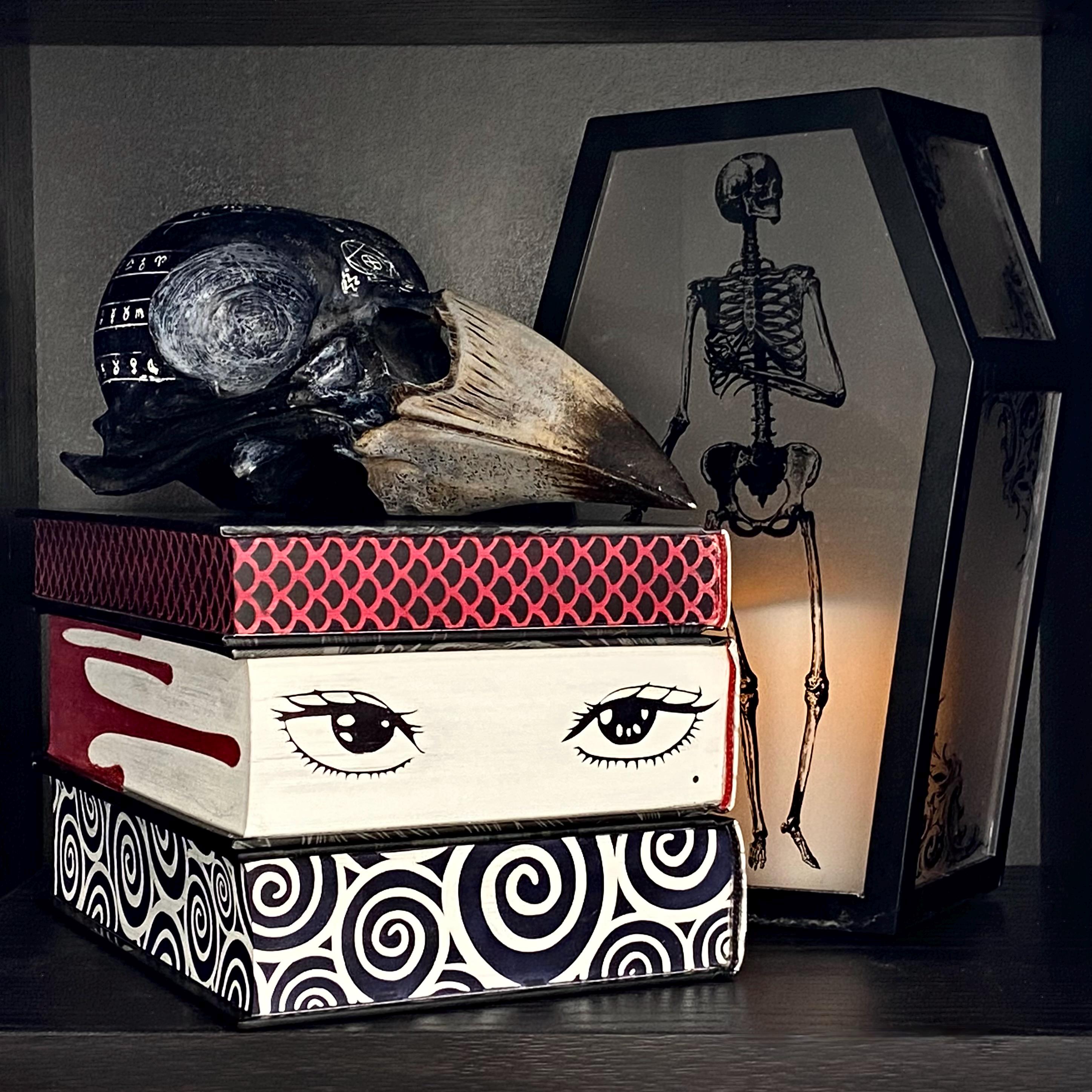 Tomie / Uzumaki / Gyo | Junji Ito Stenciled Edges Manga - Etsy