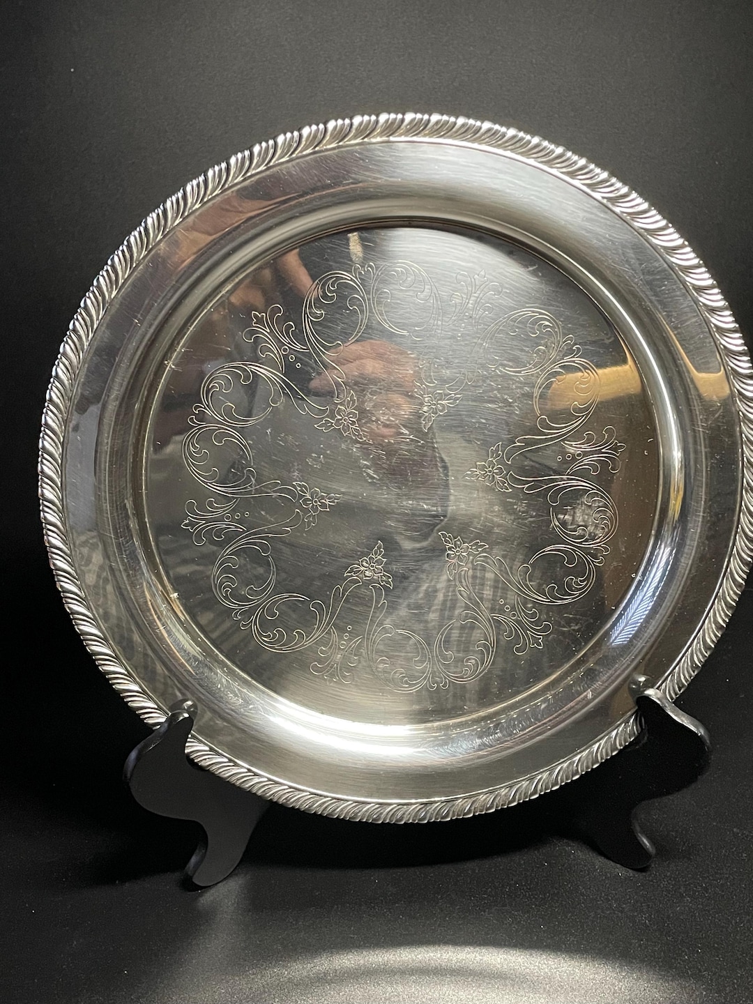 Mid 20th Century, Oneida Silverplate, 10” Round, Etched, Silver Serving ...