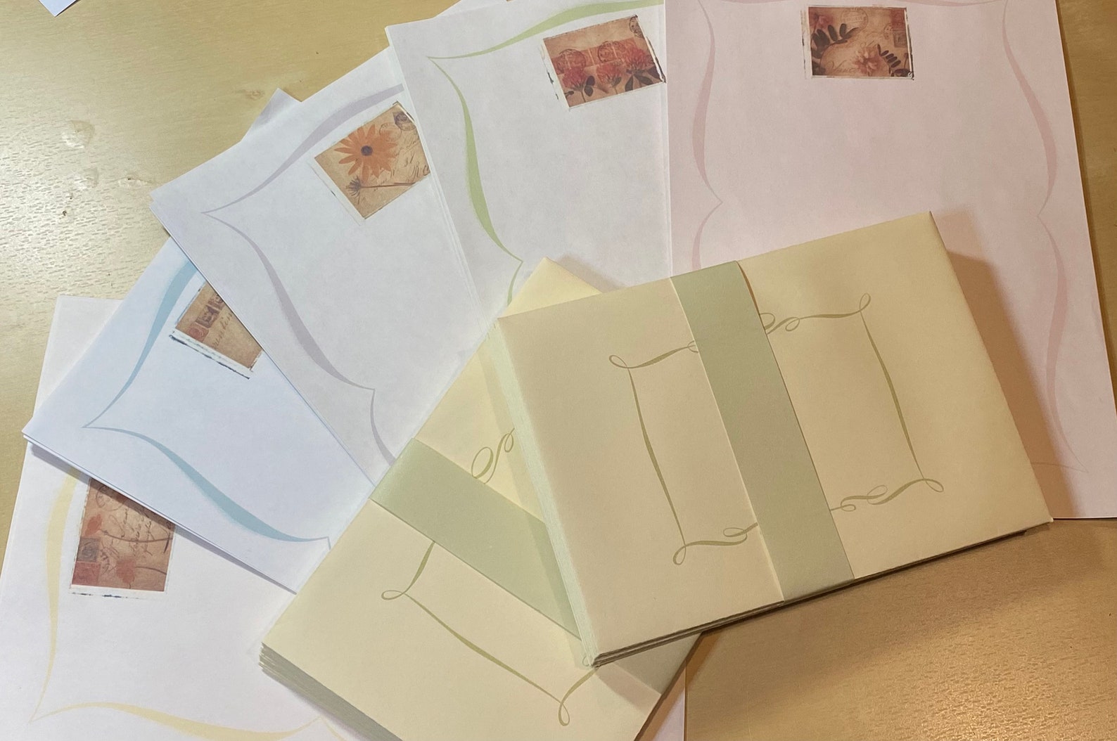 Vintage 1990 Stationery Set FLORAL Boxed Paper Envelopes 90s - Etsy