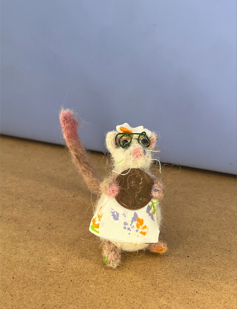 Henri the Needlefelted Mouse Artist - Etsy
