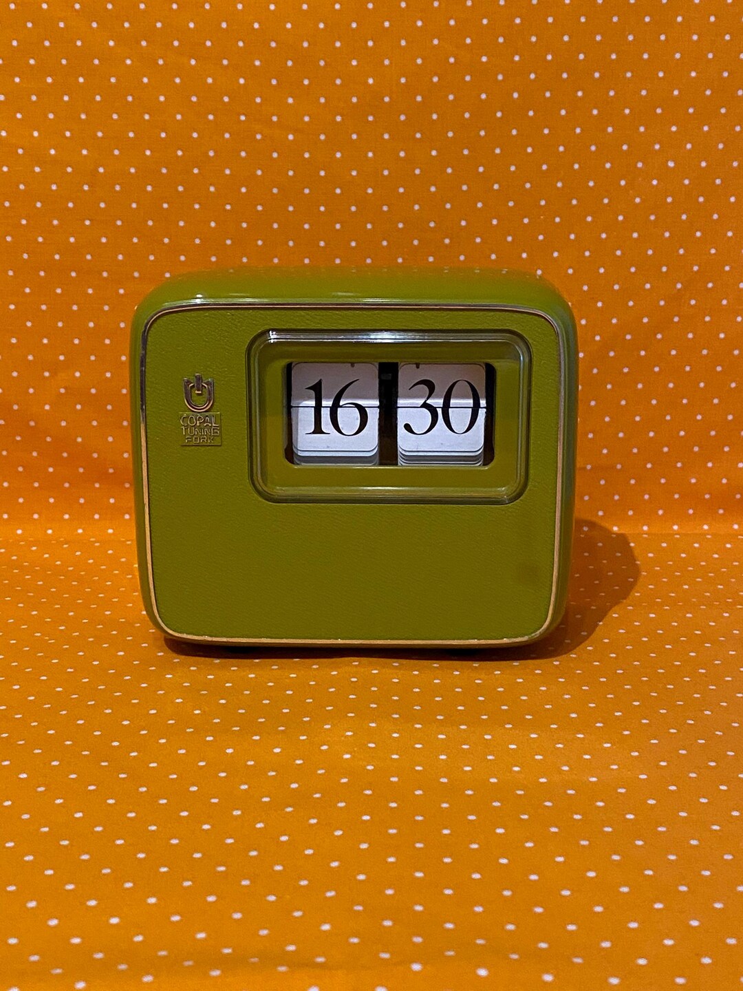 T-5 Copal Tuning Fork Clock Mid-century, Vintage 1974, Made in Japan ...