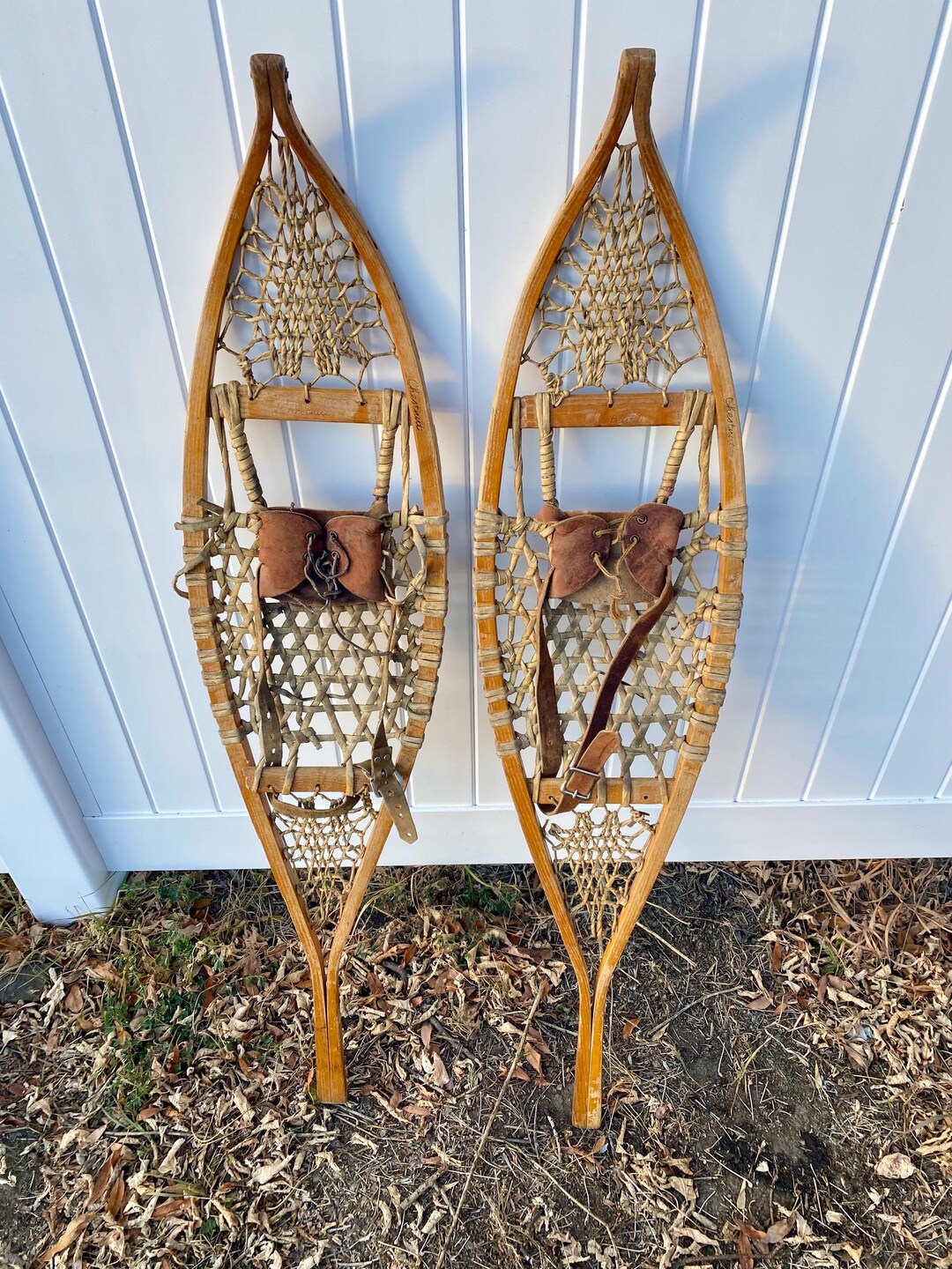 Vintage Chestnut Ojibwe Style Snowshoes. - Etsy