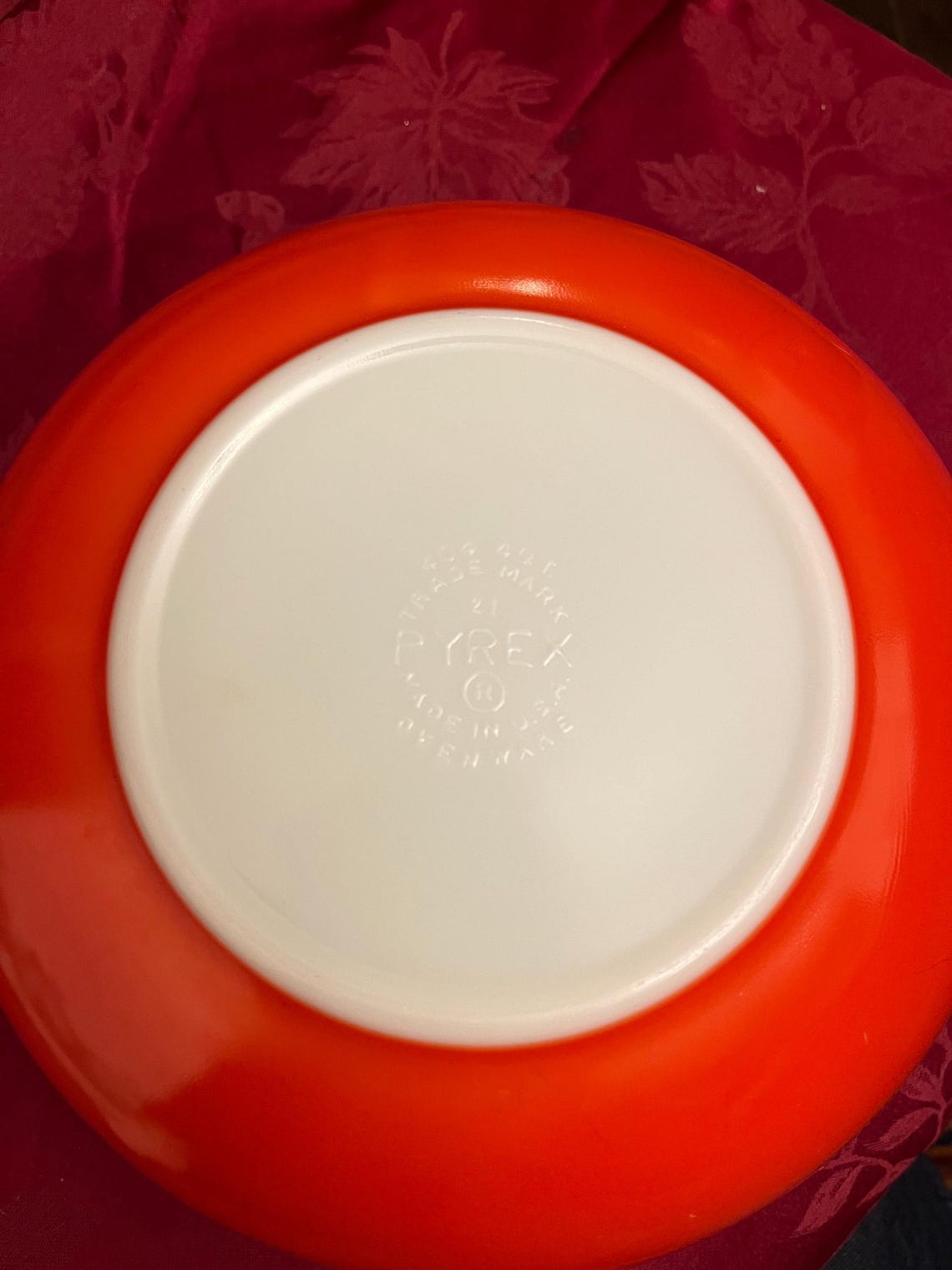 Pyrex #404 Vintage Red Mixing Bowl Golden Holly Lead Pine Cone ...