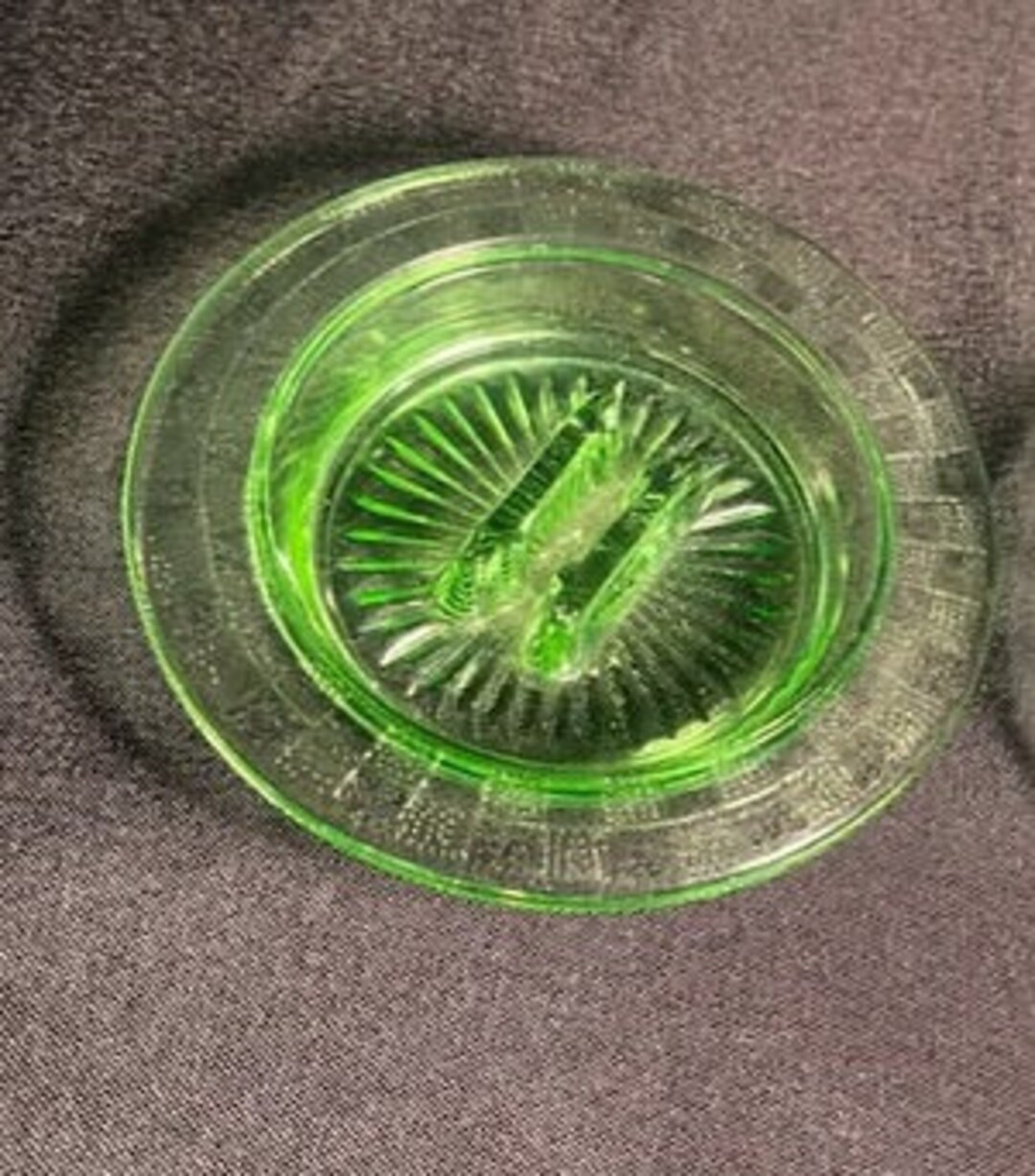 Green Uranium Depression Glass Hazel Atlas Ashtray With Center Holder ...