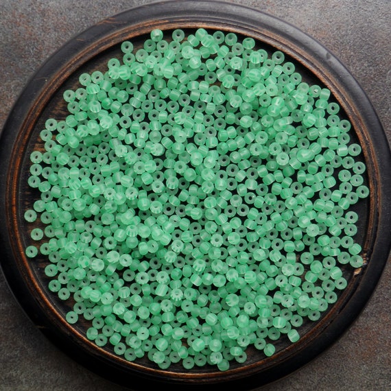 Beautiful Vintage Matte Spring Green Czech 6/0 Striped Seed | Etsy