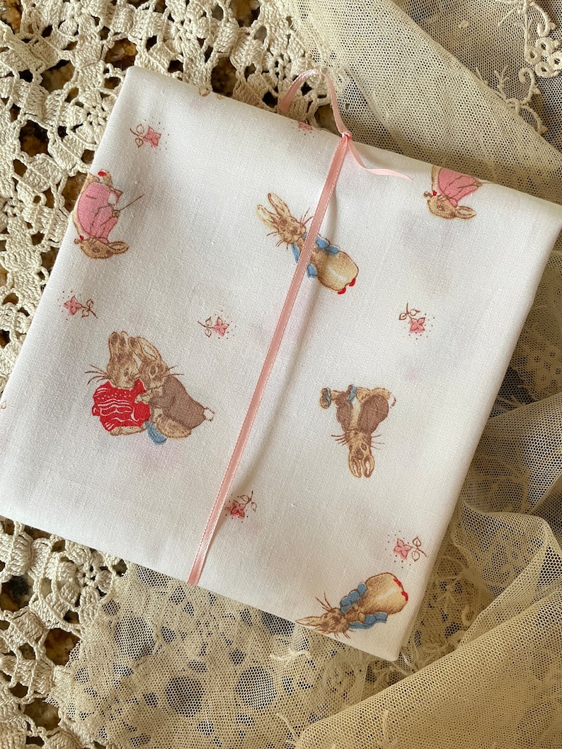 Vintage 1985 Beatrix Potter Peter Rabbit Fabric From Frederick Warne ...