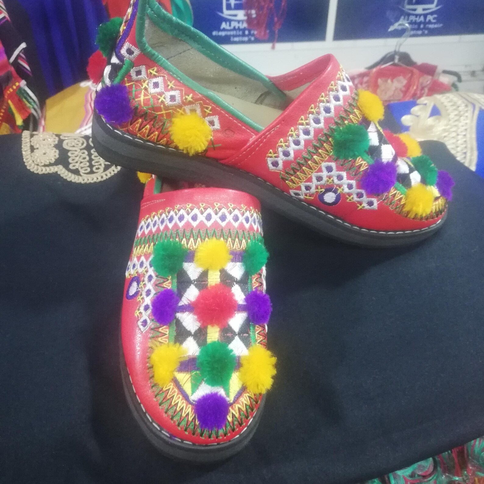 Handmade Moroccan Leather Slippers: Berber Embroidery & Pom-poms - Etsy