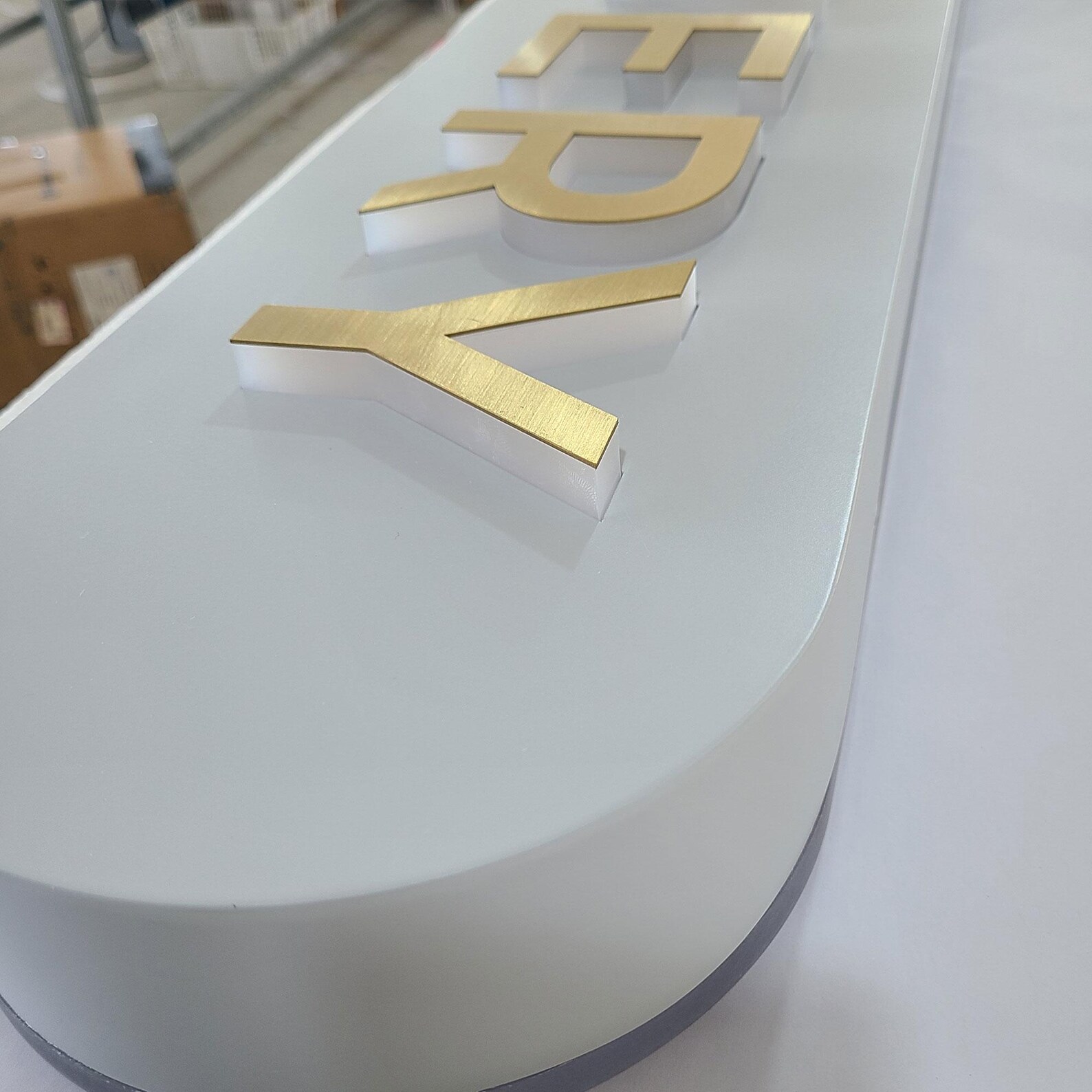 Customized Halo-lit Sign Board, Wall Logo Sign Cabinet,adevertising LED ...