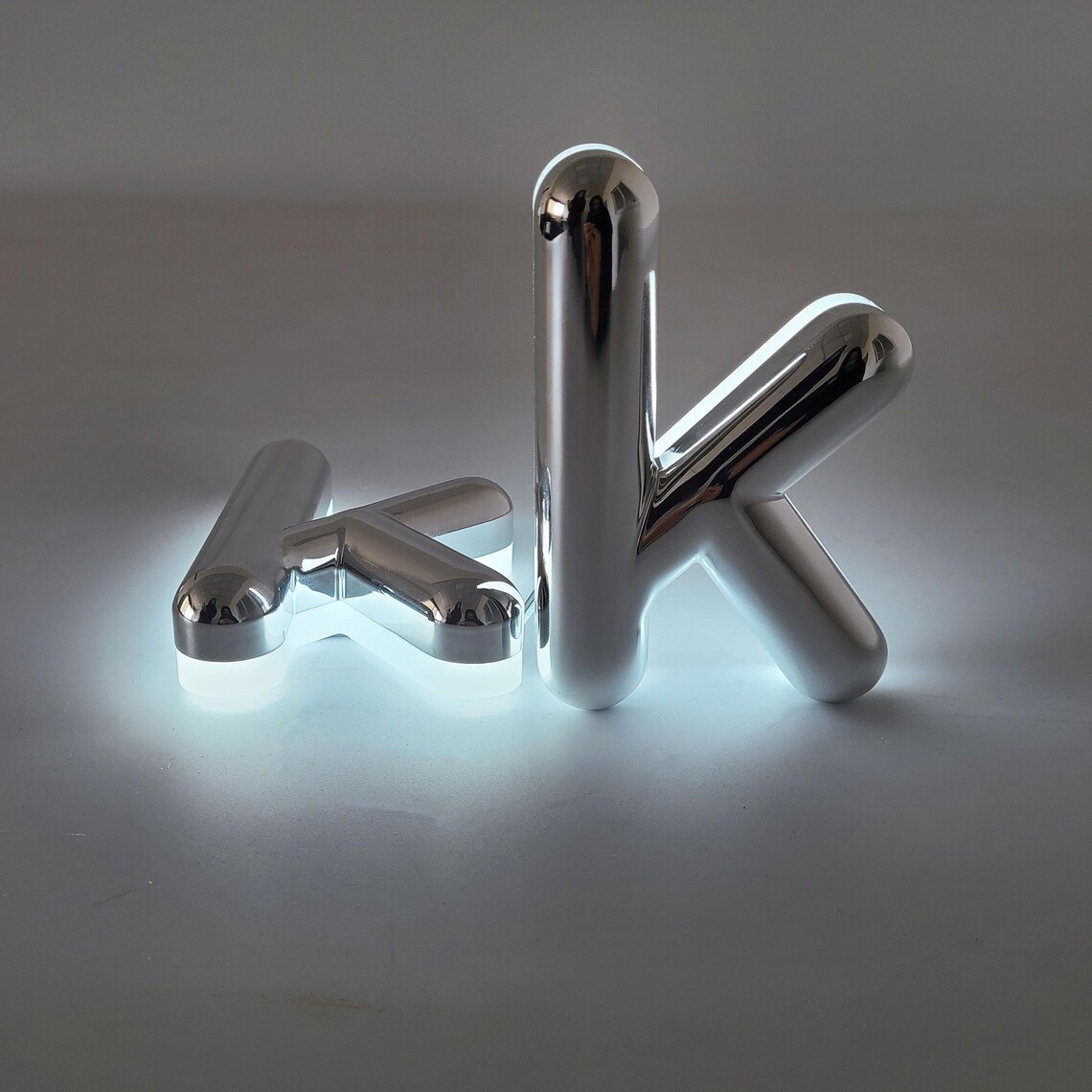 Custom Round-faced LED Acrylic Letters， Edge-lit Sign Letters, Glossy ...