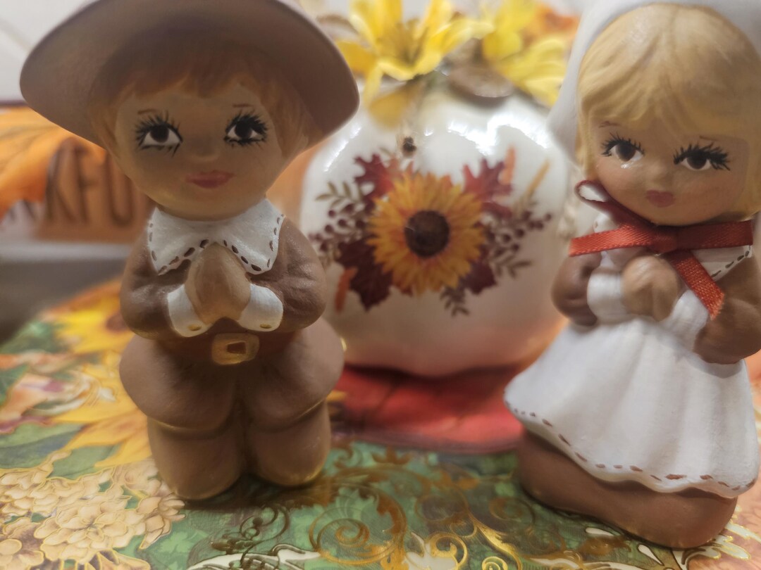 Adorable Mid Century Hand Painted Ceramic Pilgrim Set - Etsy