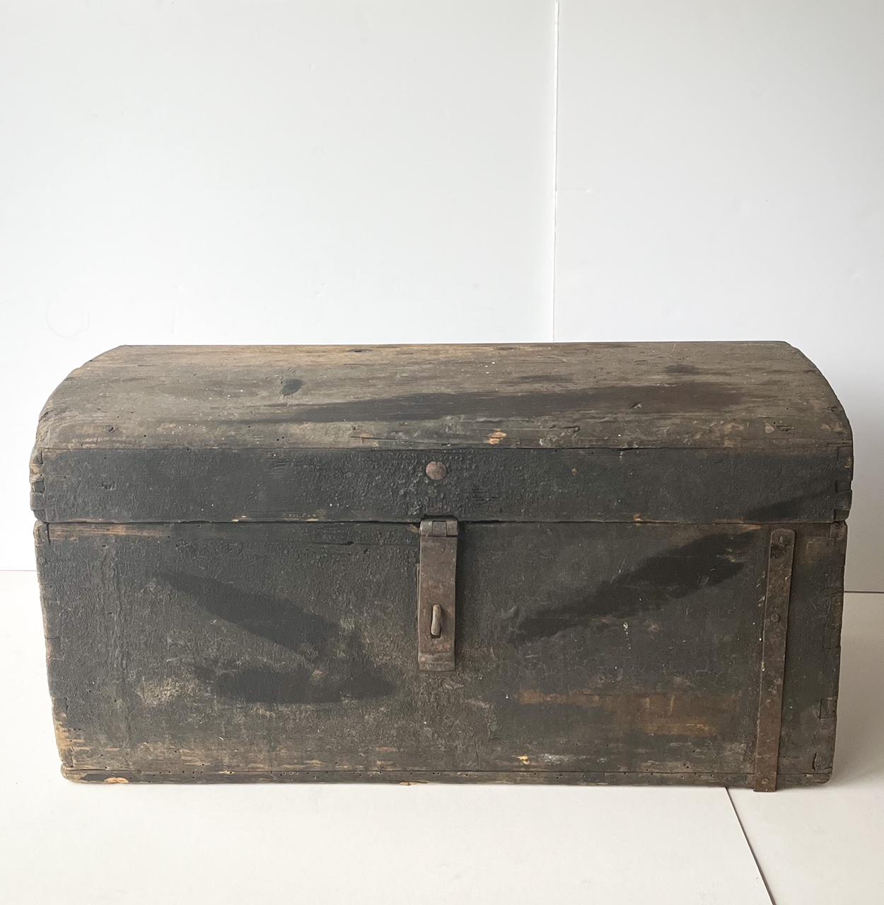 Antique Wooden Storage Chest, Rustic Brown Blanket Box, Hand Crafted ...