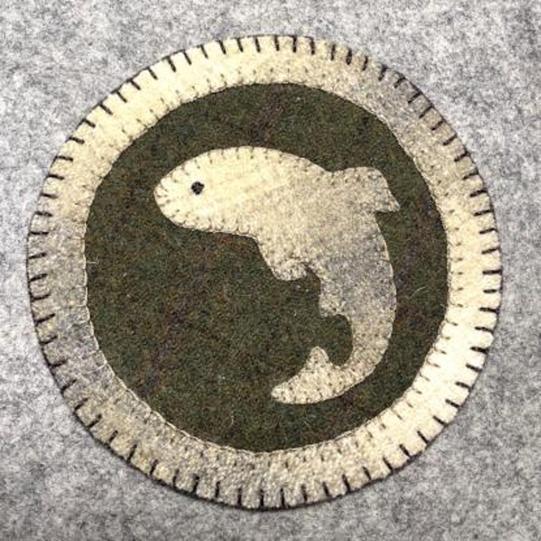 Angler Mug Rug Pattern, Felted Wool Coaster, Mr. Sticks Fish 5 Inch - Etsy