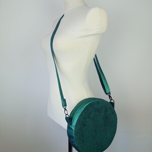 Round Bag, Crossbody Bag, Flight Bag, How to Sew a Handbag, Large Bag ...